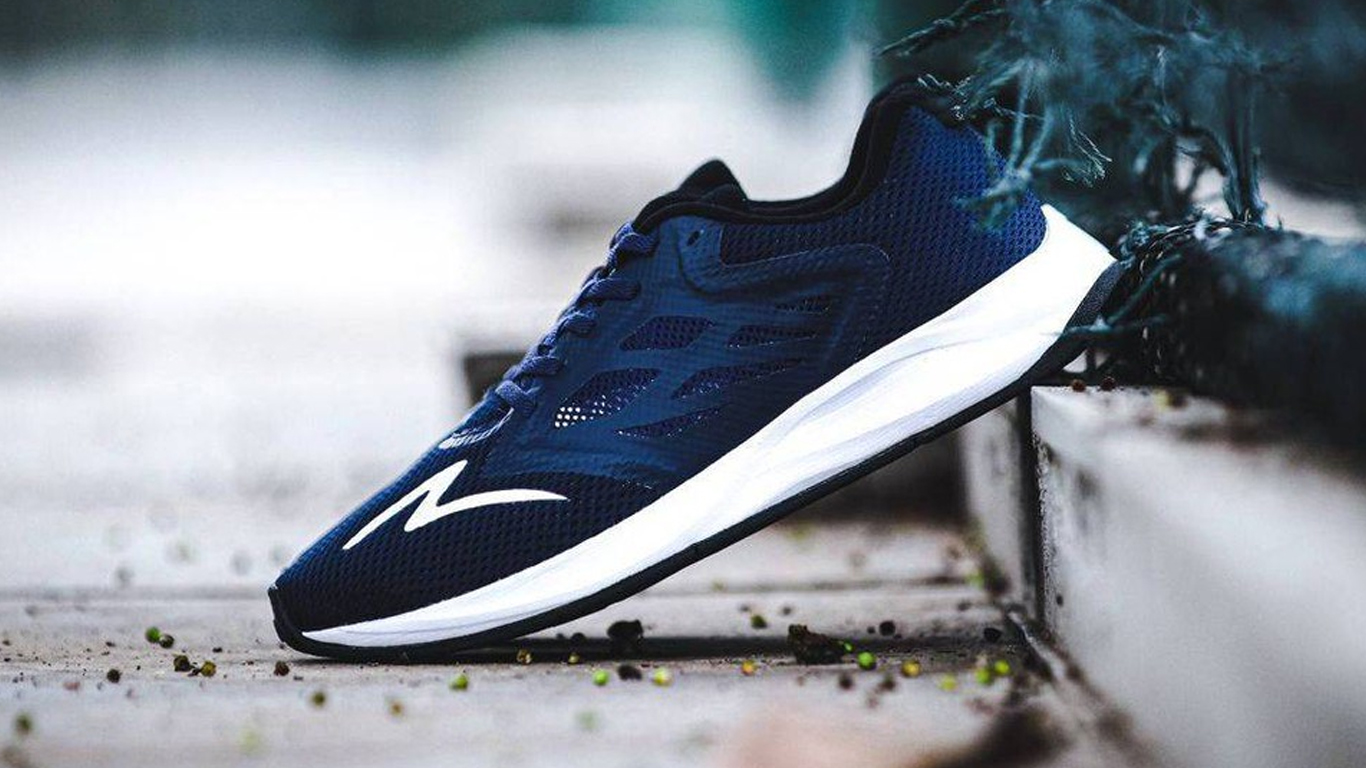 Rekomendasi Sepatu Running Lokal Terbaik untuk Pecinta Olahraga ...